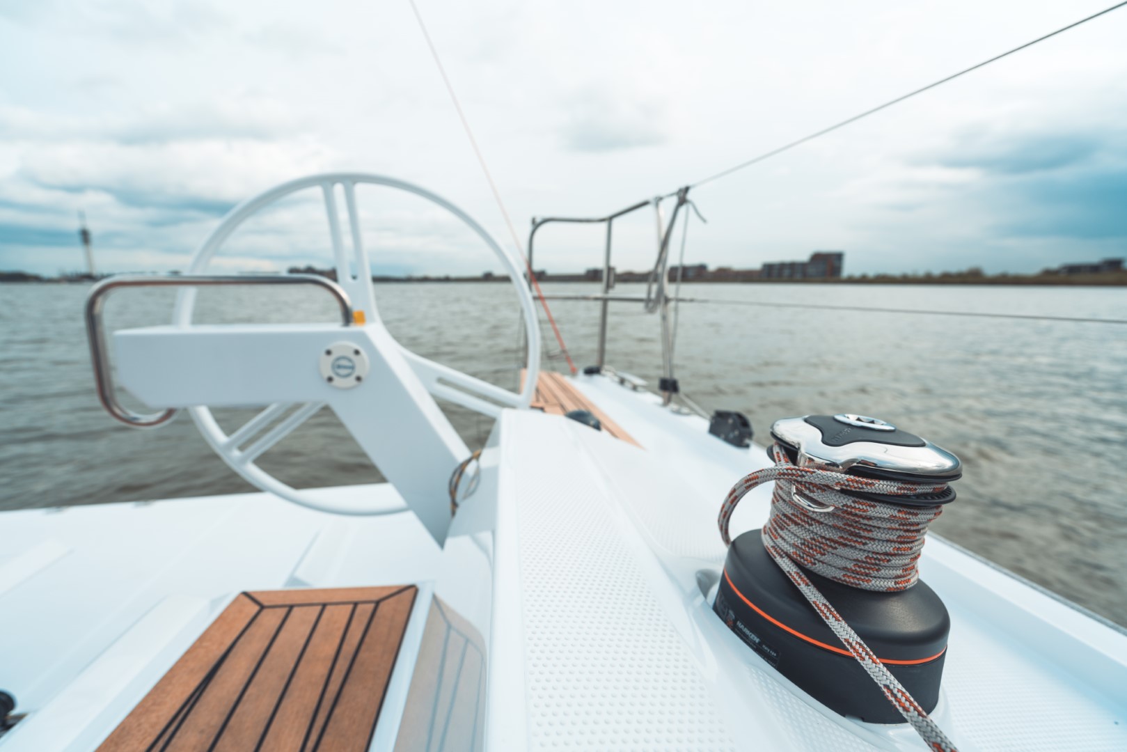 Elan E3 | Elan Yachts
