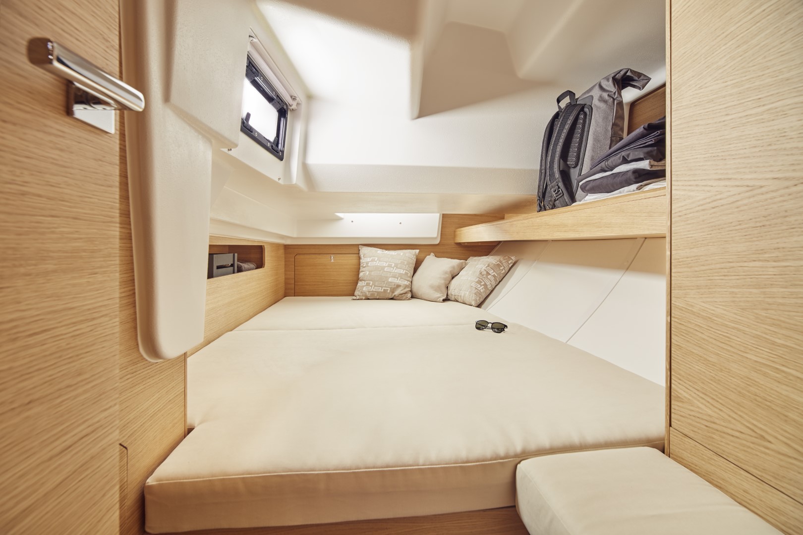 Elan E5 | Elan Yachts