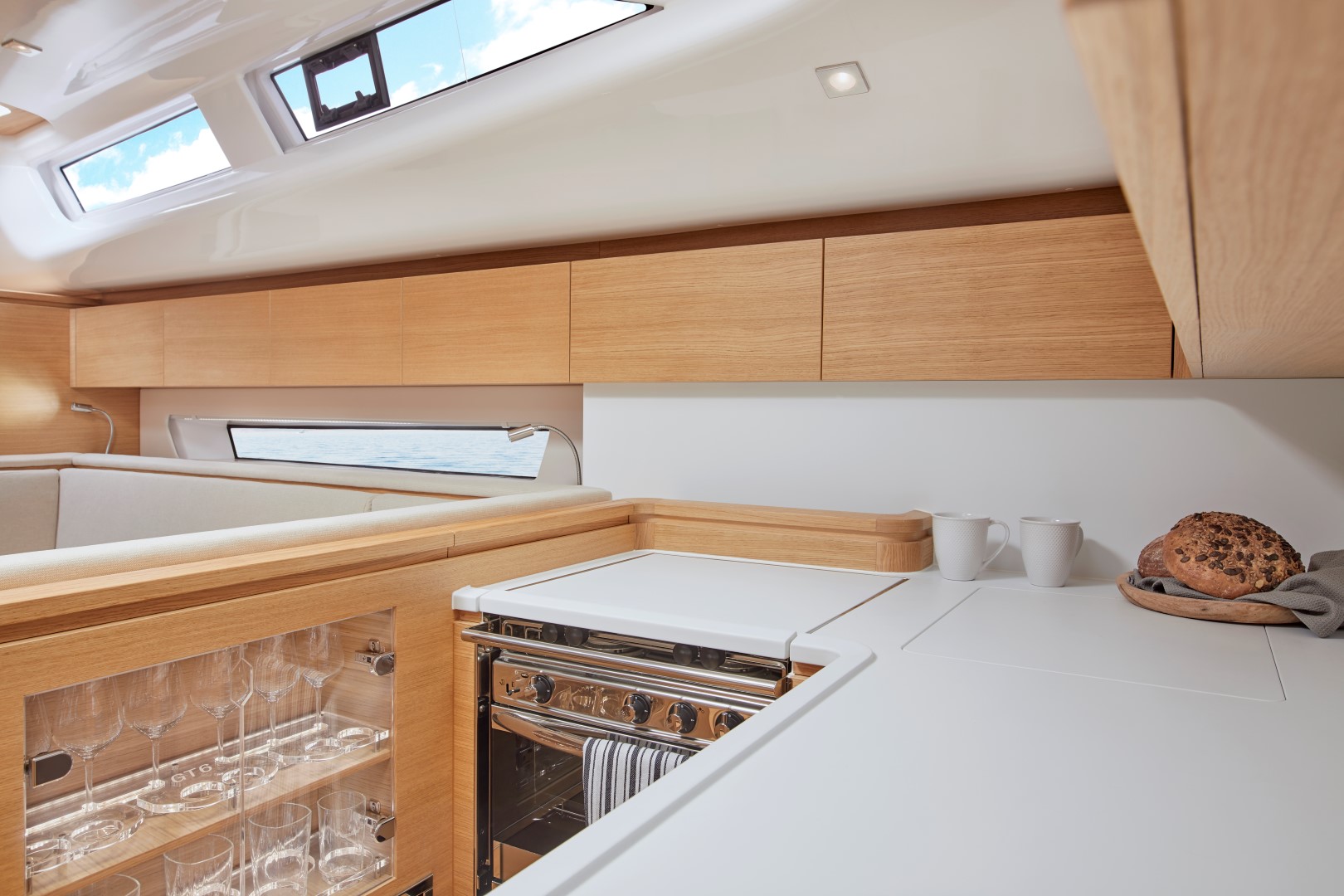 Elan GT6 | Elan Yachts