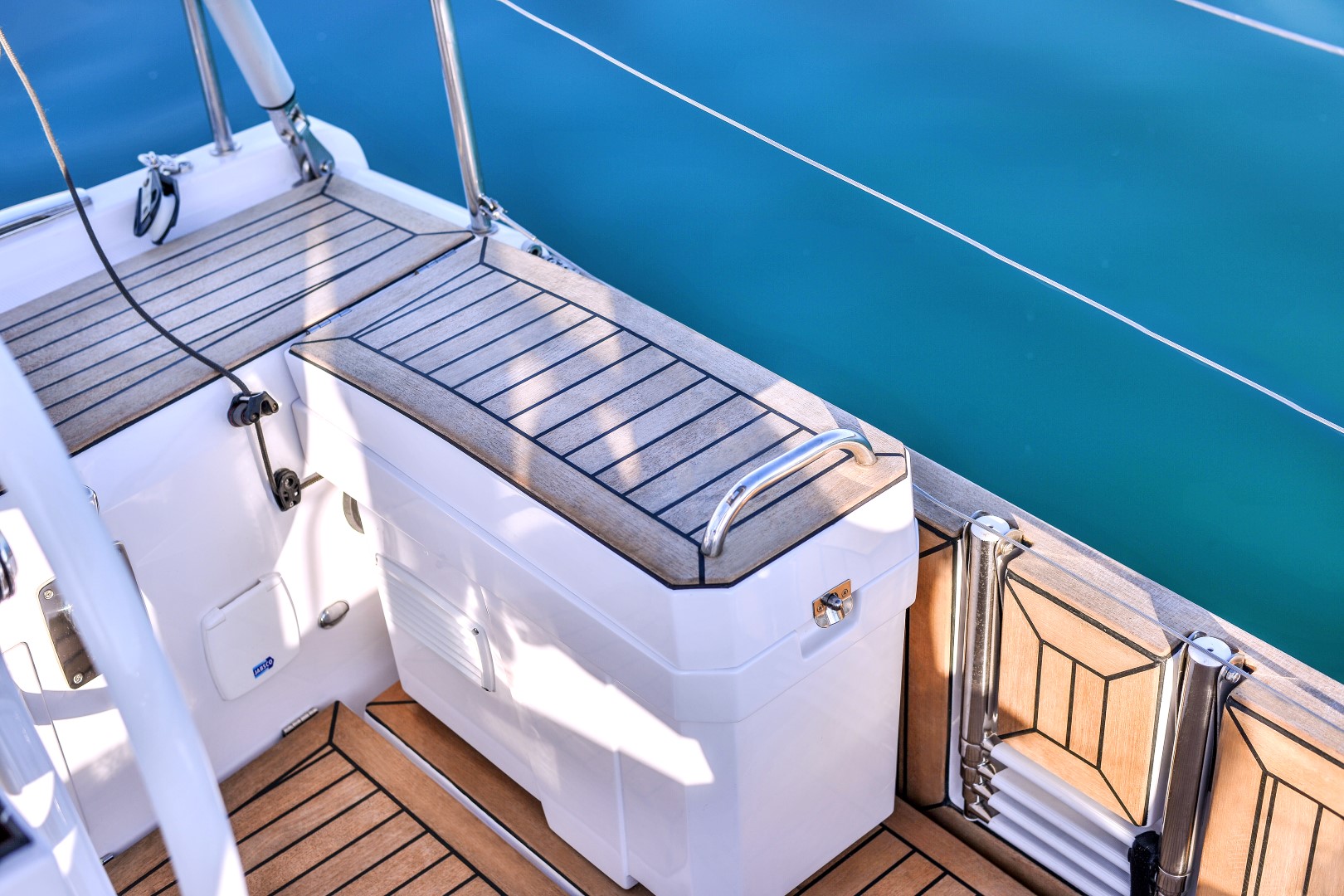 Elan E4 | Elan Yachts