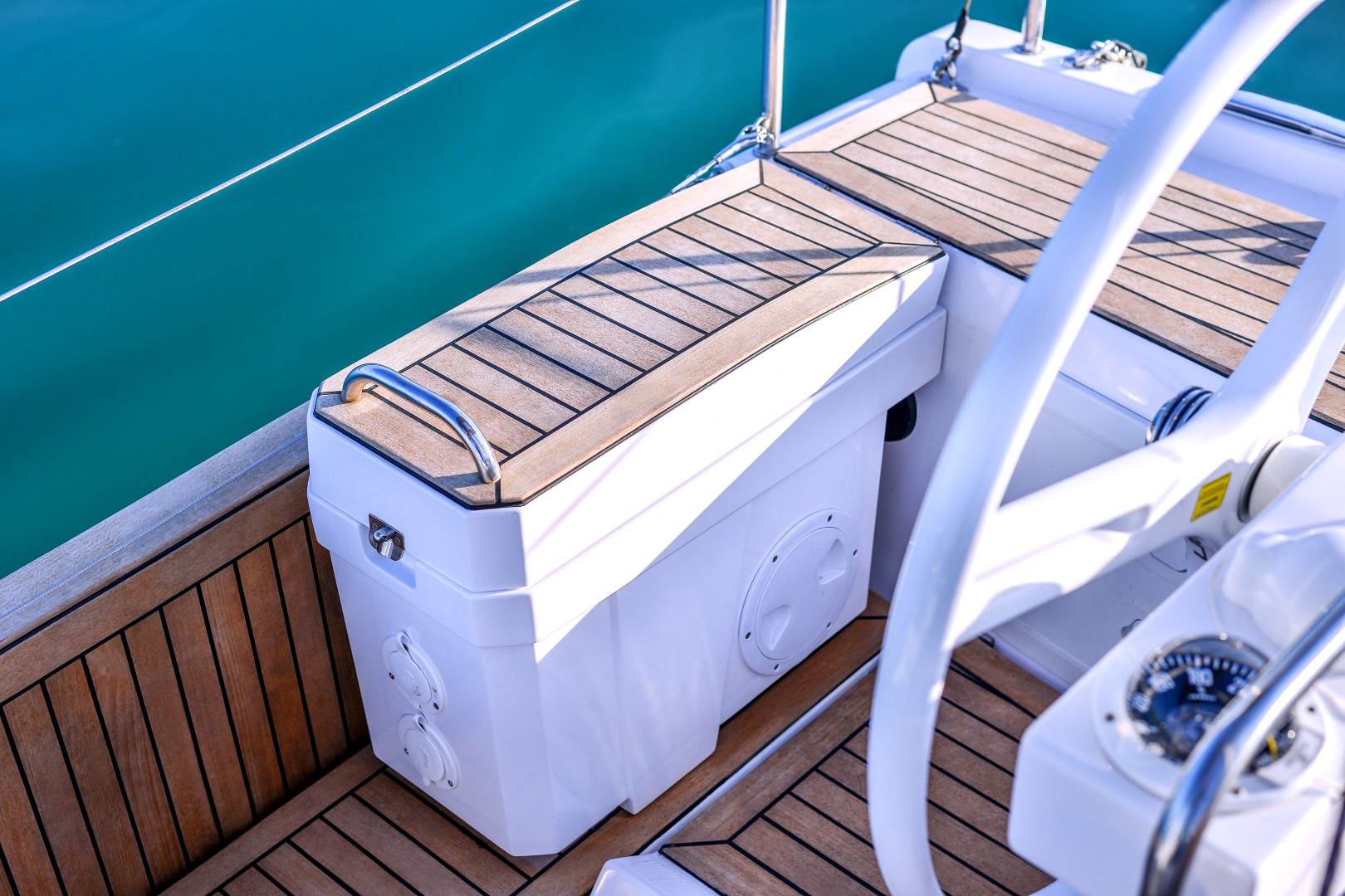 Elan E4 | Elan Yachts