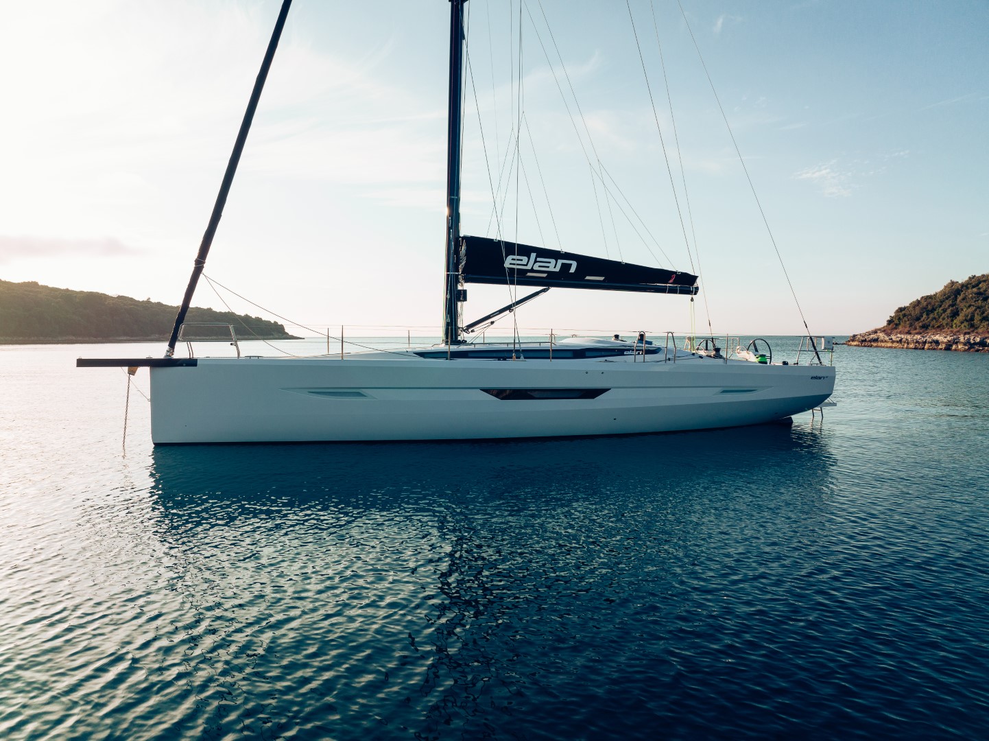 Elan E6 | Elan Yachts