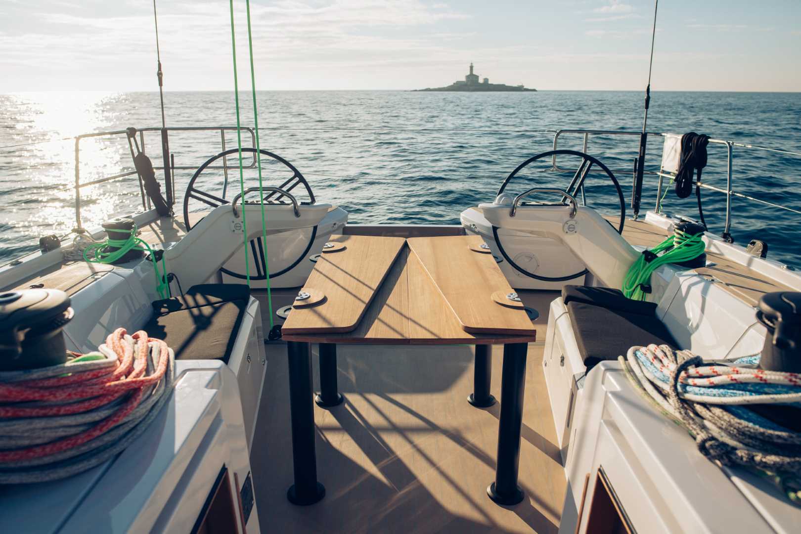 Elan E6 | Elan Yachts