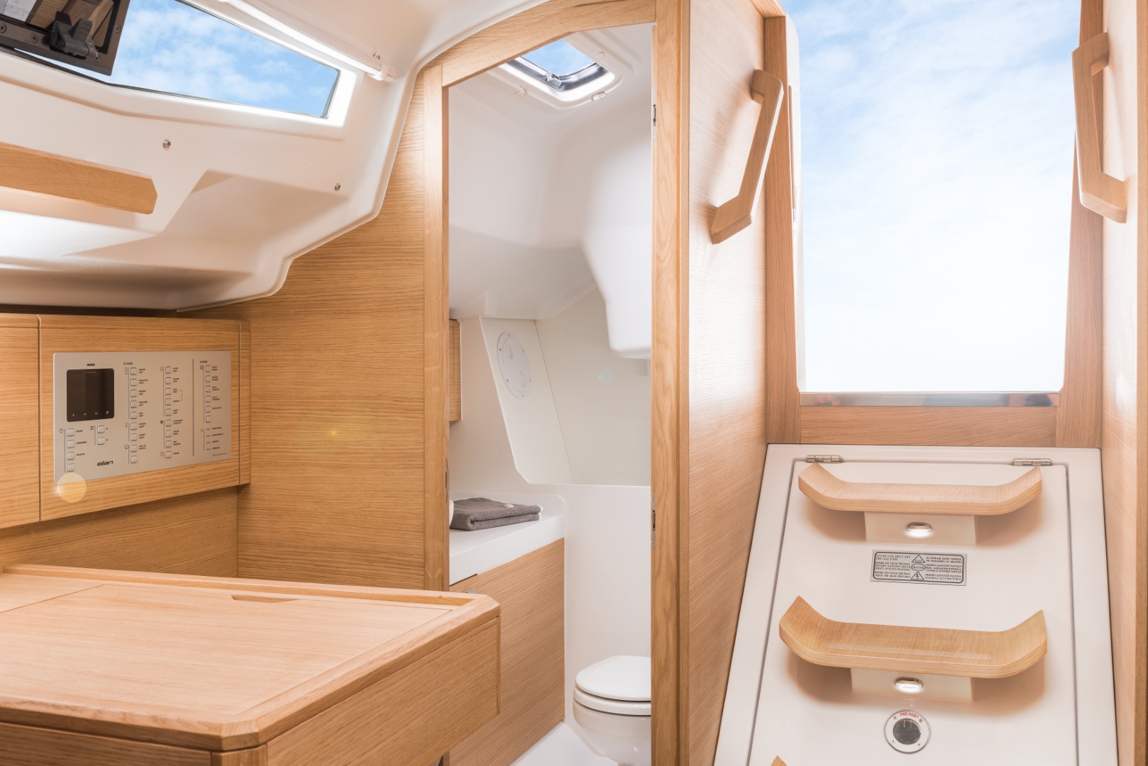 Elan E3 | Elan Yachts