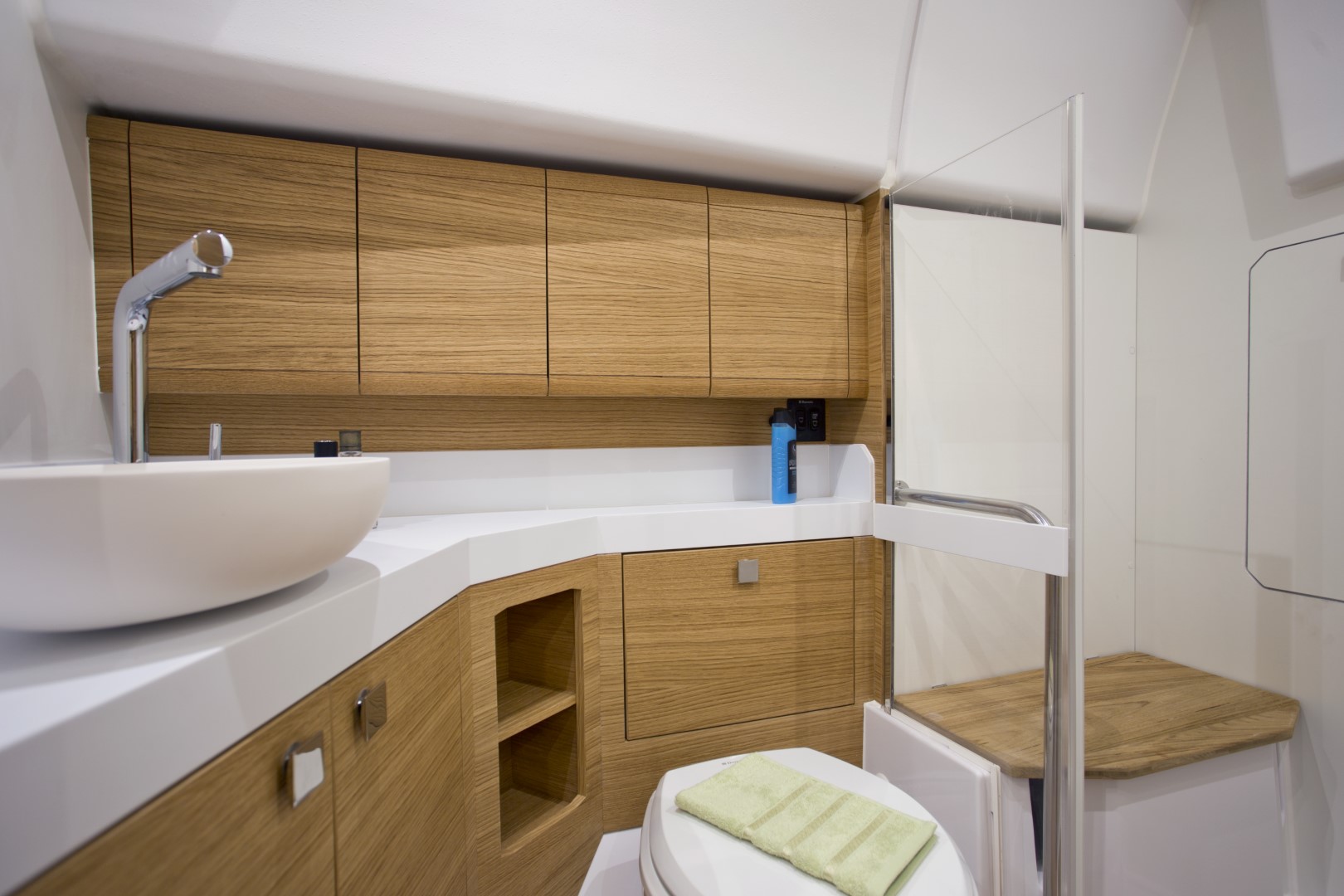 Elan GT5 | Elan Yachts