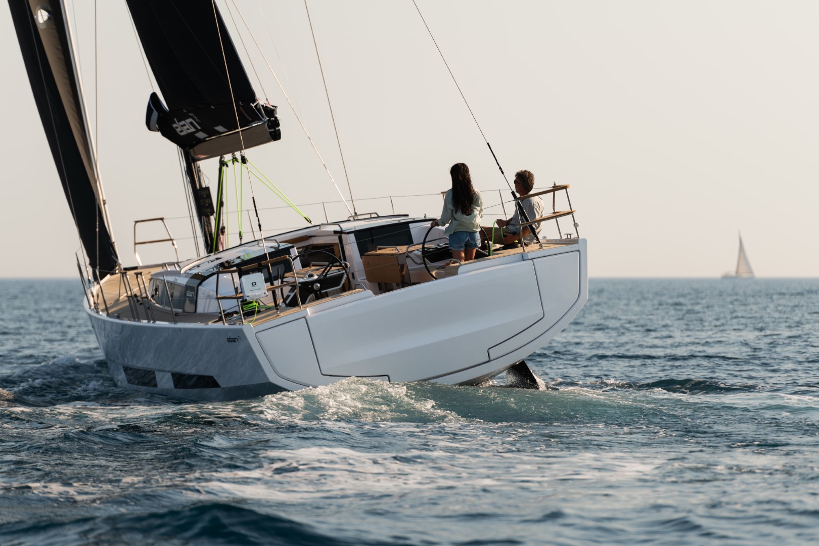 Elan GT6 | Elan Yachts